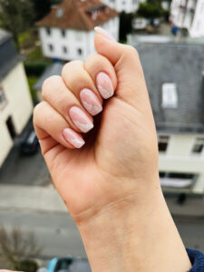 The 16 Best Nails in Frankfurt | BestFrankfurt